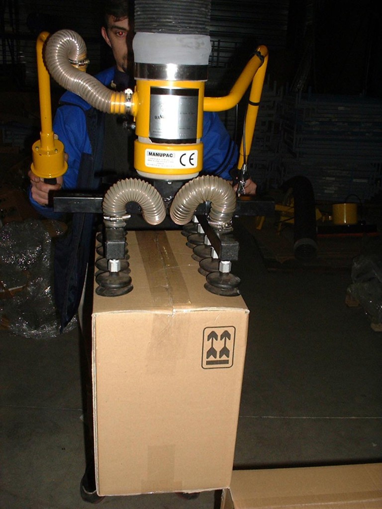 Manutention de cartons par aspiration - MANUPAC